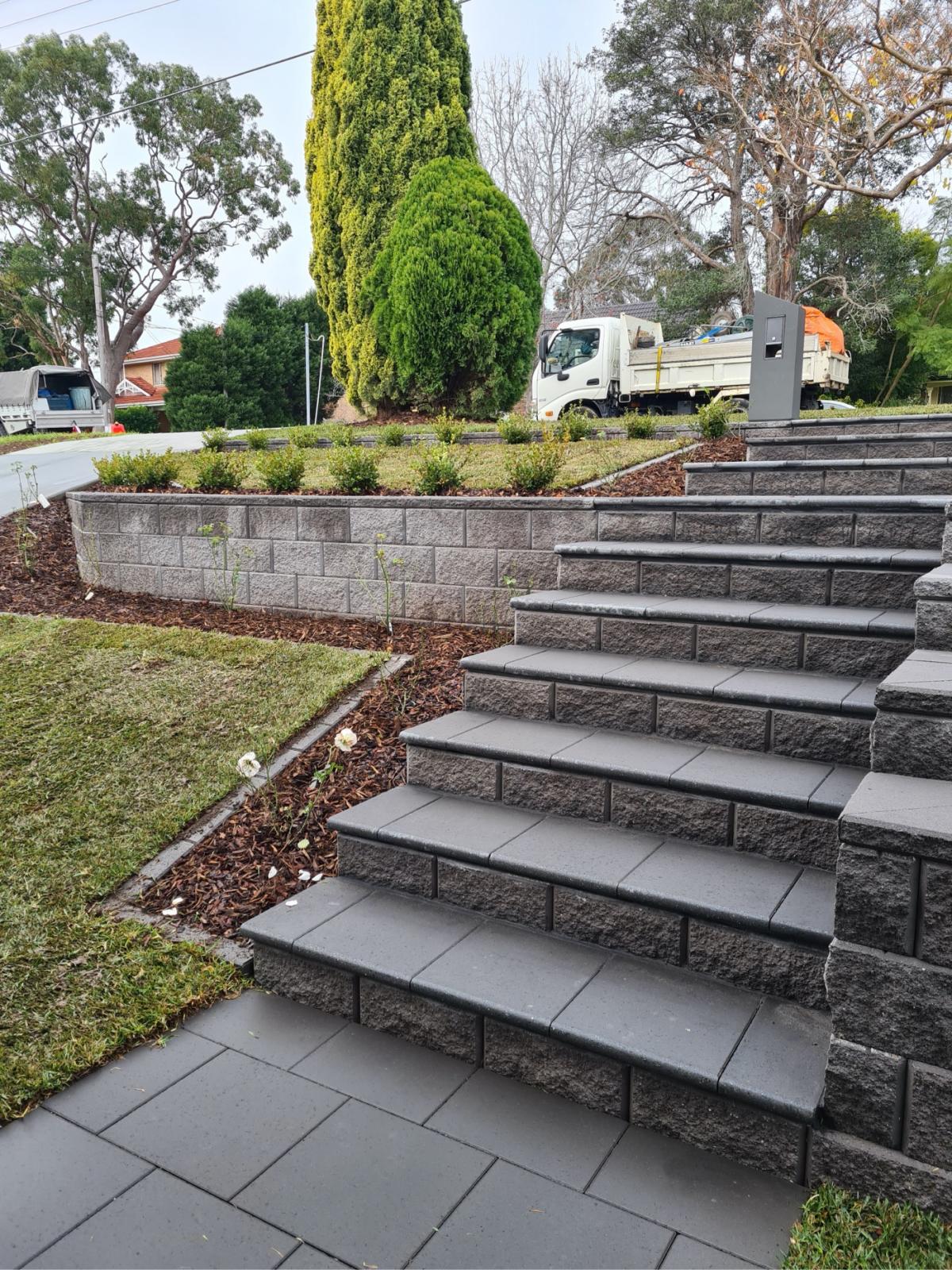 Paving Sydney | Landscape Pavers | Paving Services Sydney | DSE